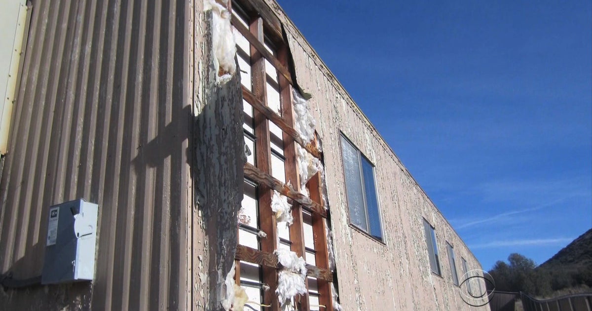 Empty government buildings cost taxpayers more than $1 billion - CBS News