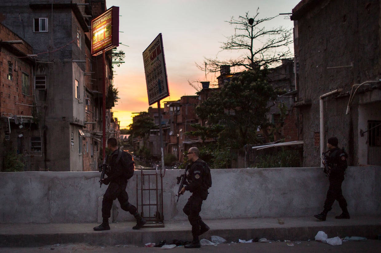 Brazilian security forces raid Rio slums ahead of World Cup