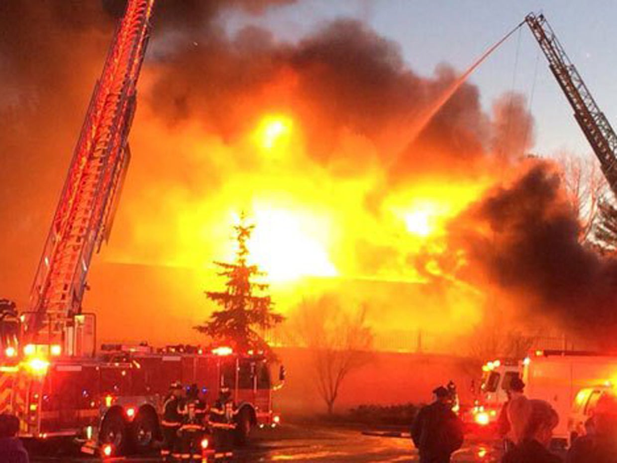 Massachusetts couple says “I do,” then runs for their lives - CBS News