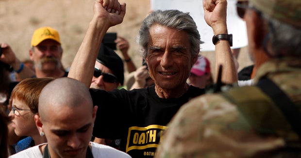 Cliven Bundy's fight in Nevada with federal government takes turn - CBS ...