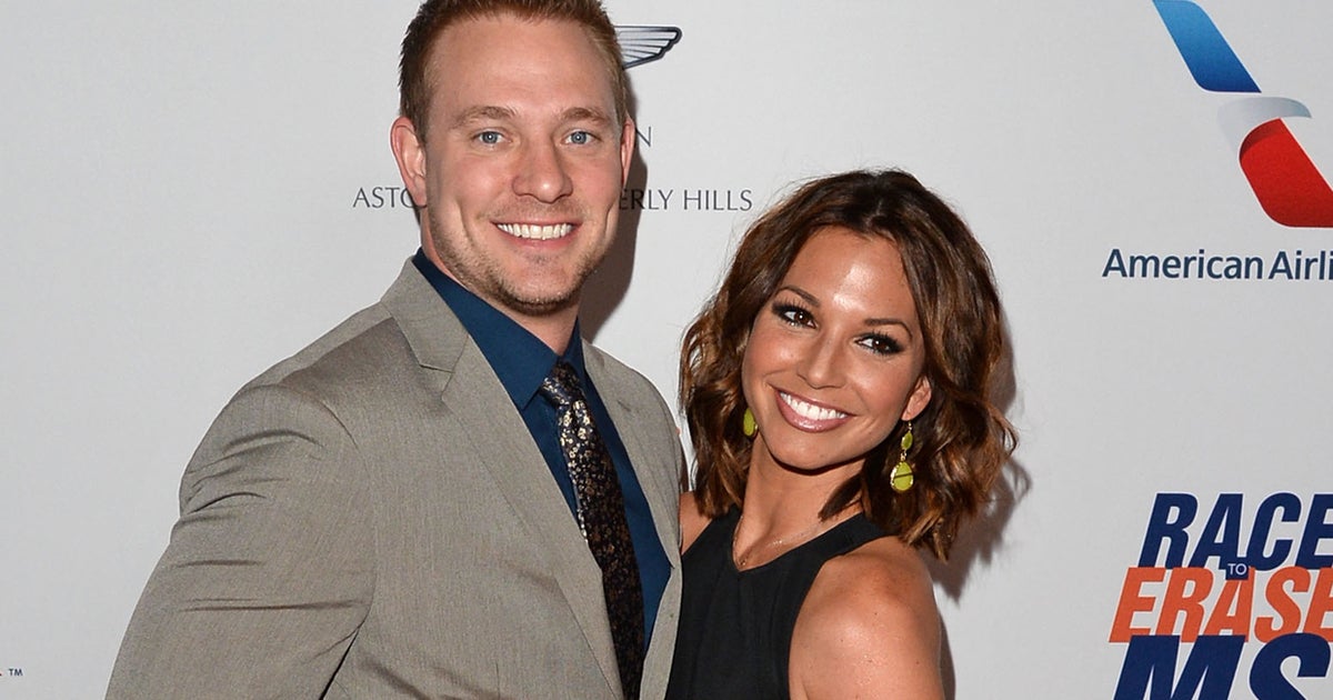 Melissa Rycroft gives birth to a baby boy - CBS News