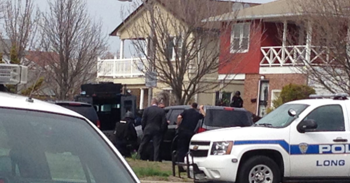 FBI joins New York "Swatting" prank investigation - CBS News