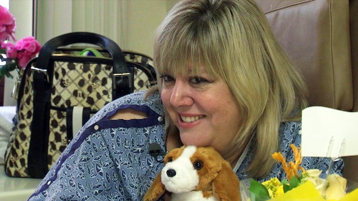 Woman back from the dead after CPR - CBS News