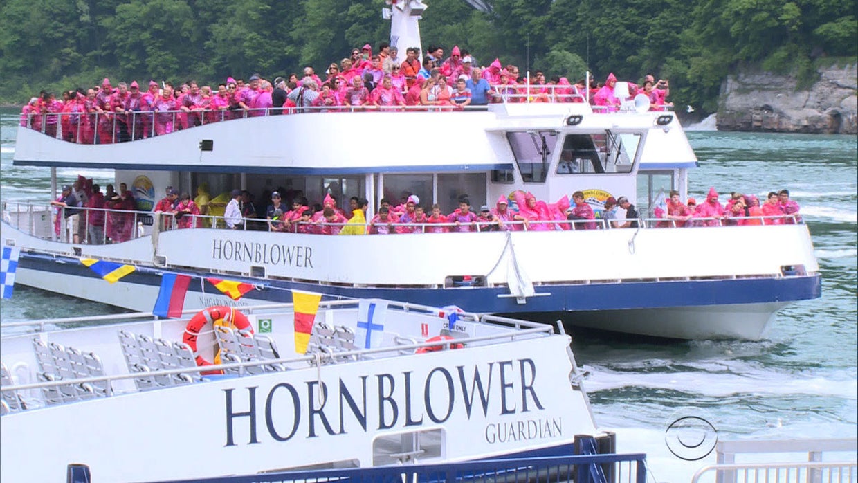A fight on the water at Niagara Falls - CBS News