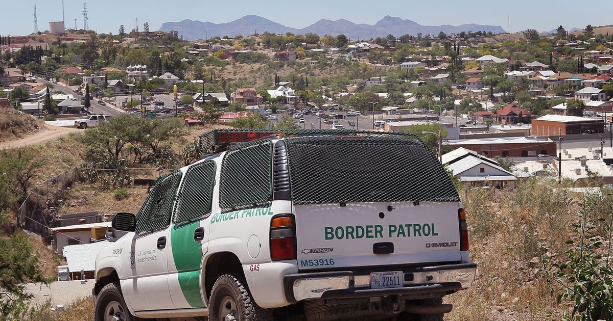 Border Patrol has lots of agents...in wrong places - CBS News