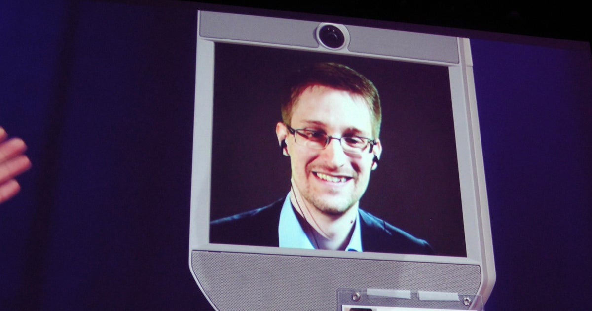 Edward Snowden, man behind NSA revelations, asks to extend Russia stay ...