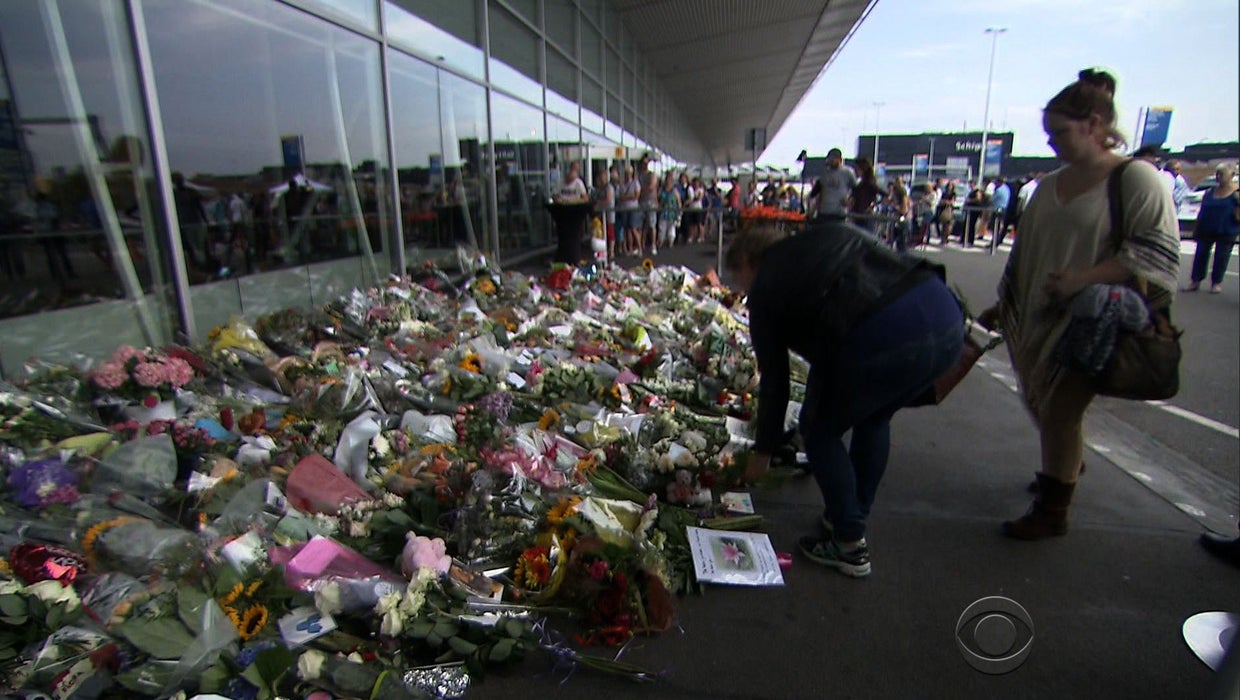 Grieving Dutch Want Loved Ones Bodies Returned Cbs News