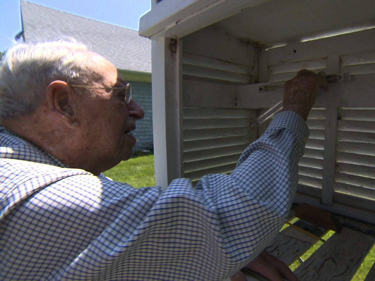 101-year-old weatherman - CBS News