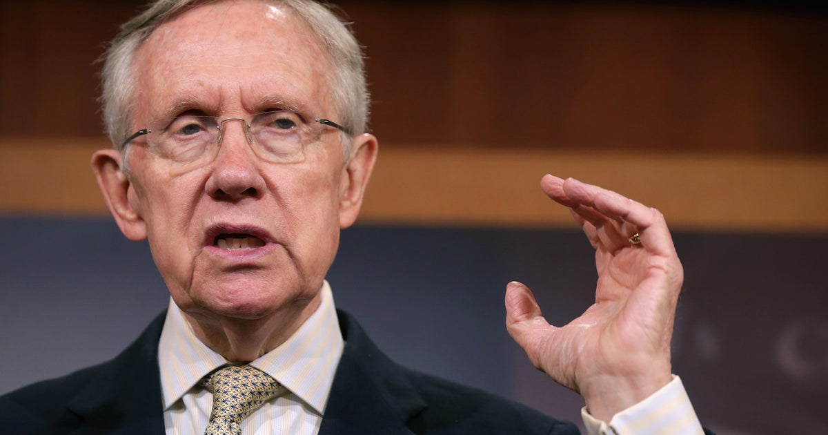 Harry Reid suffers injuries in accident while exercising - CBS News