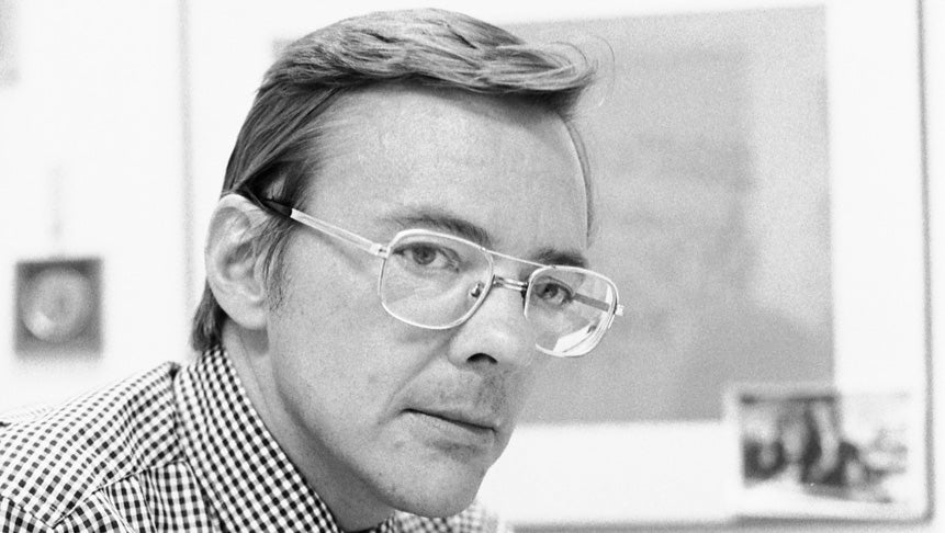 Veteran CBS newsman Bruce Morton dead at 83 - CBS News