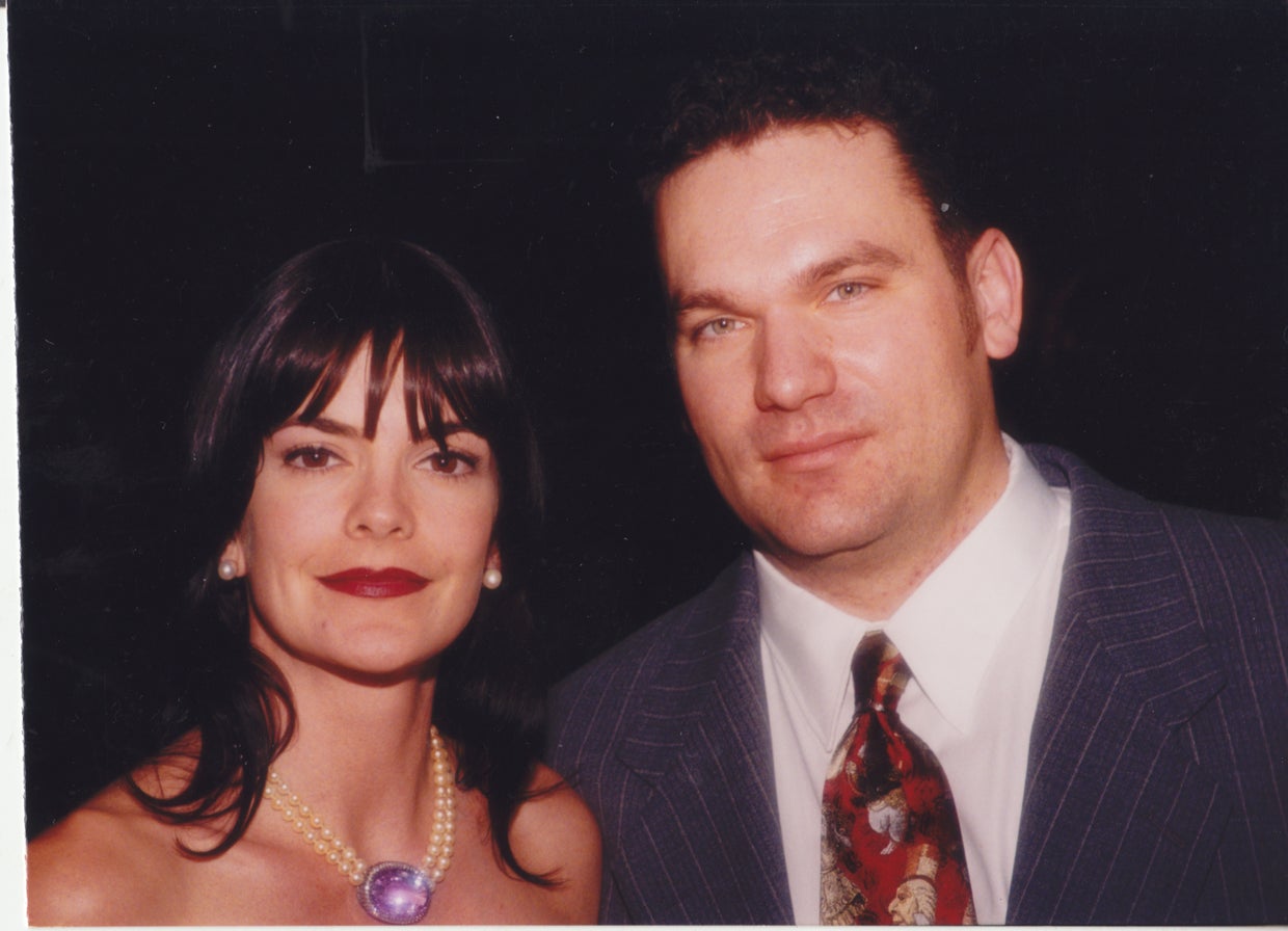 The death of John Bender: Suicide, accident or murder? - CBS News