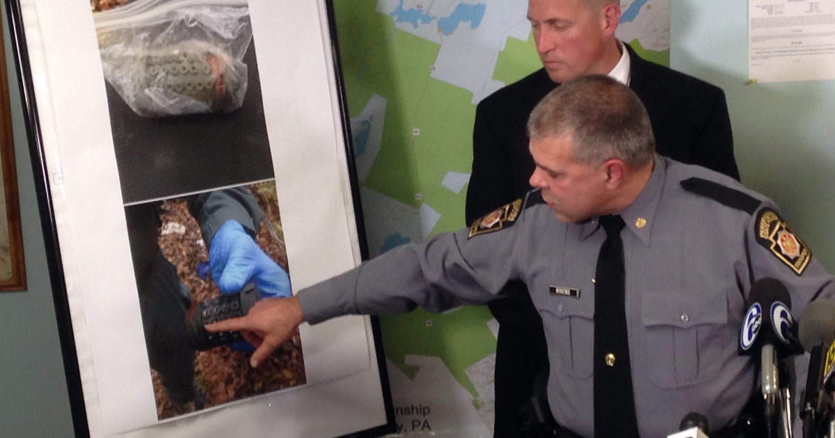 Eric Frein manhunt: 2 troopers hurt in fall from tree stand during ...