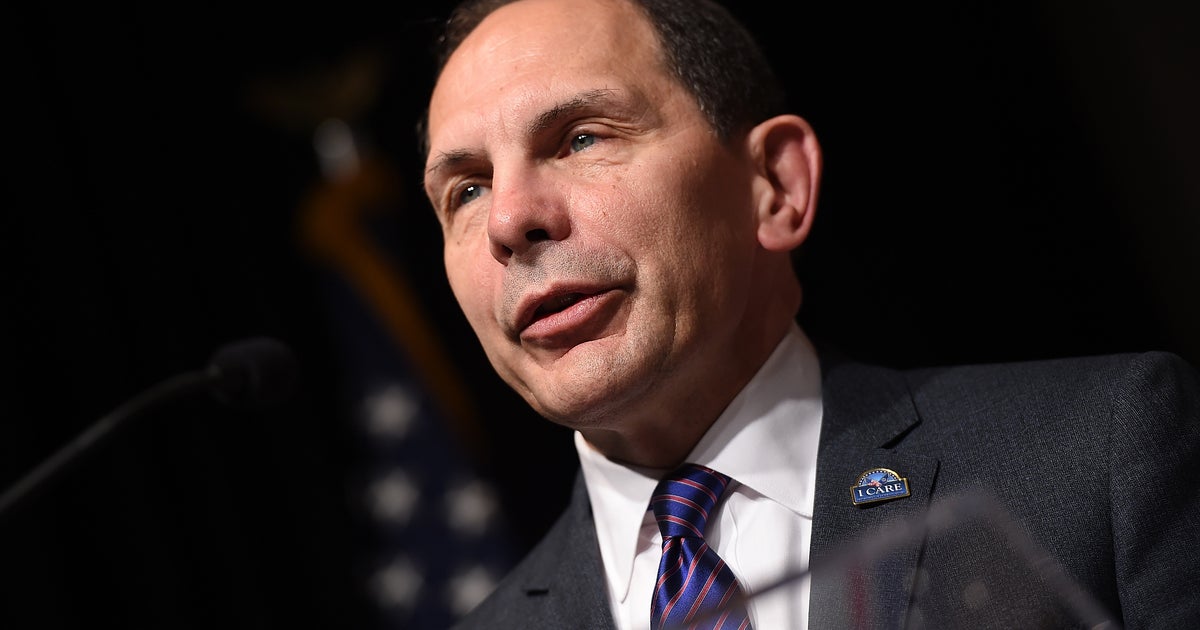 Robert McDonald announces plans to reorganize the VA - CBS News