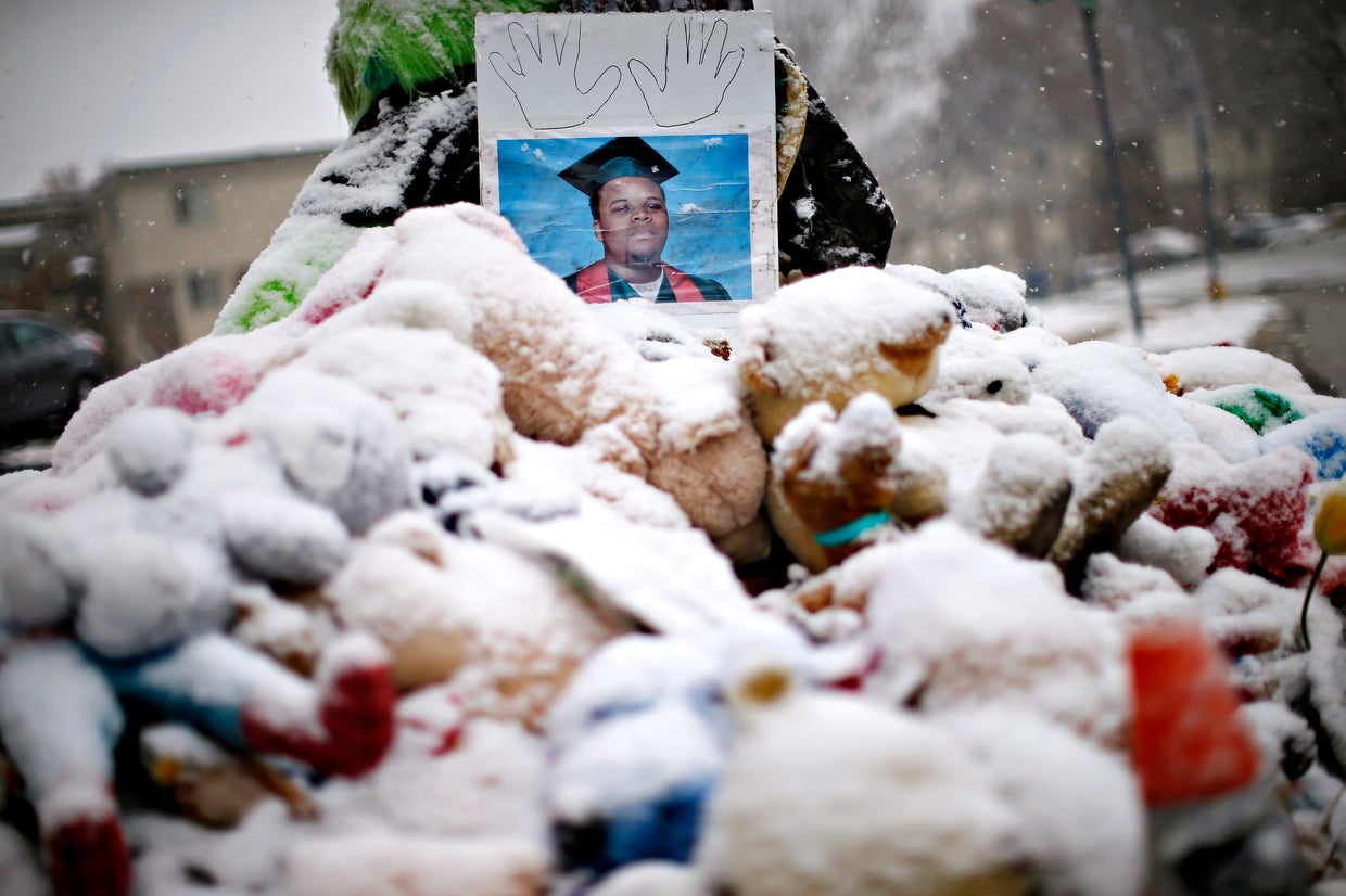Ferguson braces for grand jury report