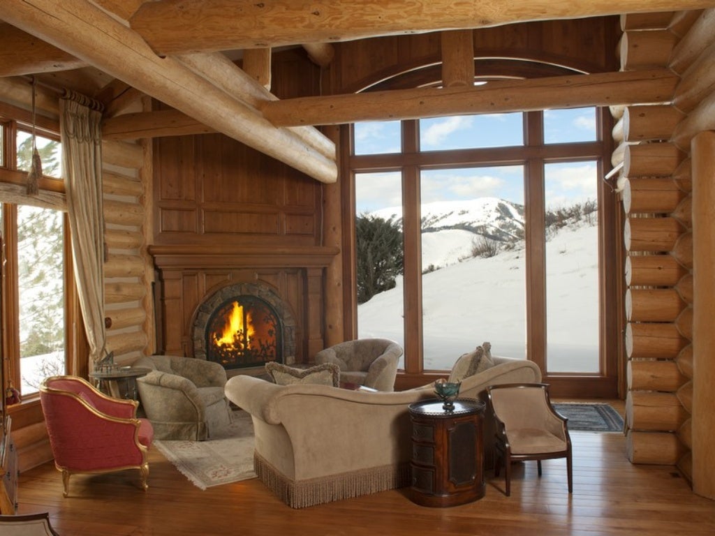 10 luxurious log cabins on the market