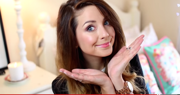 Youtube Star Zoellas Debut Novel Breaks U K Sales Record Cbs News