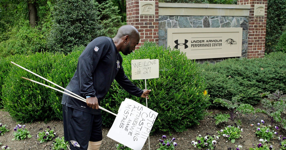 Darren Sanders, Baltimore Ravens security director, charged with sex ...