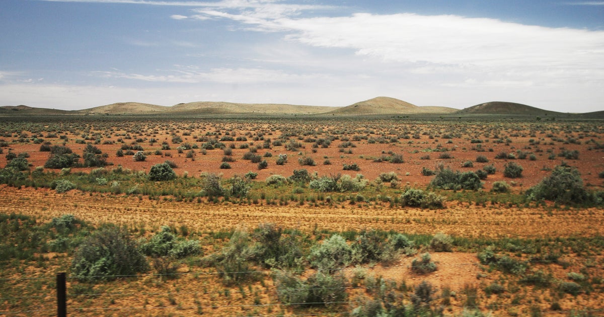Hunter survives Australian Outback 6 days without water - CBS News