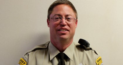 Texas officer responding to home fatally shoots off-duty deputy - CBS News