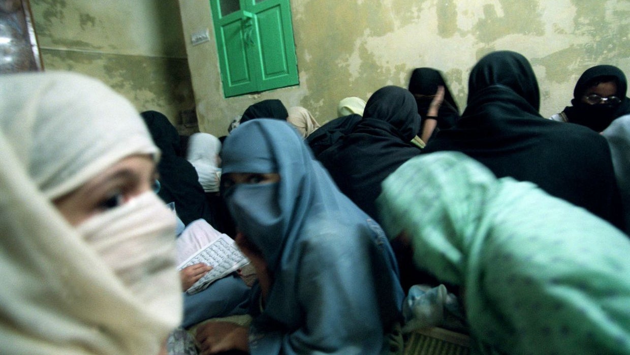 Photojournalist Lynsey Addario on covering wars, family and new book ...