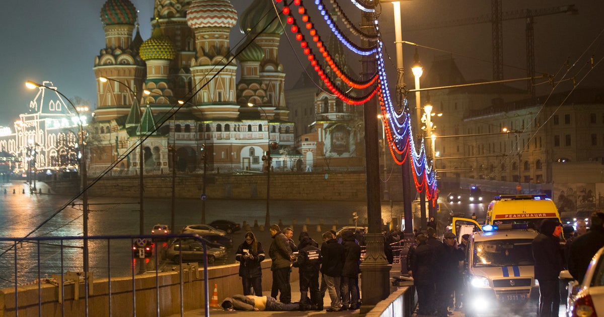 Russian opposition leader Boris Nemtsov shot dead in Moscow - CBS News