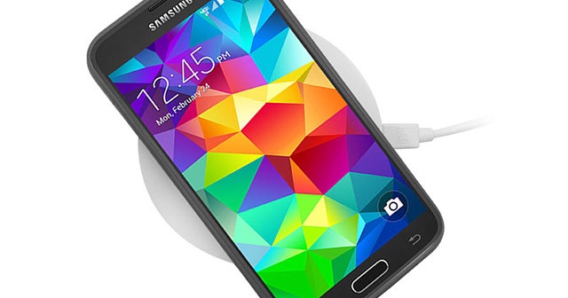 Tech that can wirelessly charge your smartphone - CBS News