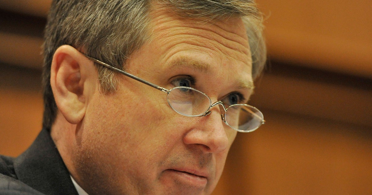 Mark Kirk: First GOP senator to run anti-Trump TV ad - CBS News