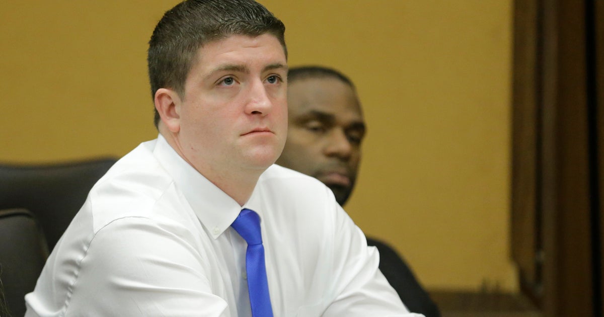 Cleveland police officer Michael Brelo to learn verdict - CBS News