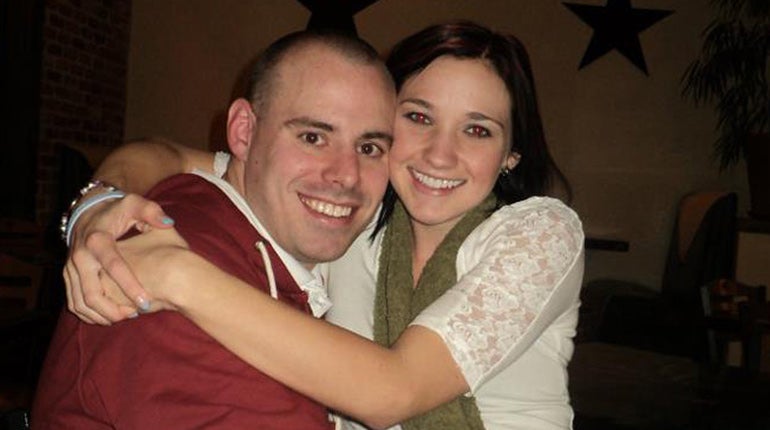 Ashley Fallis case: "48 Hours" investigates the New Year's shooting ...