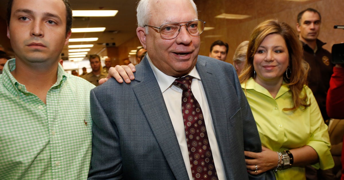 Tulsa reserve deputy Robert Bates heading to Bahamas, irking shooting ...