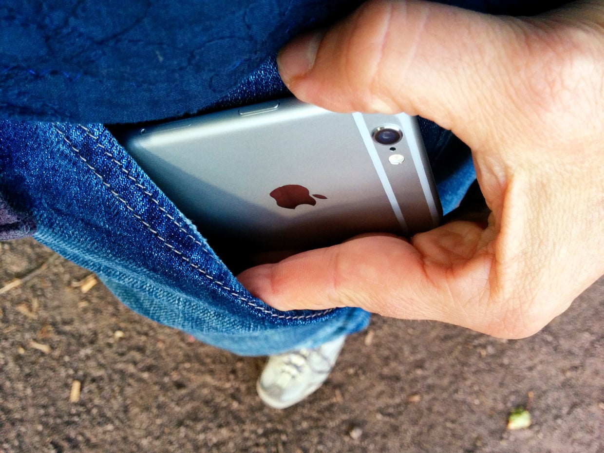 Cellphone safety proposal focuses on radiation, possible cancer risk ...