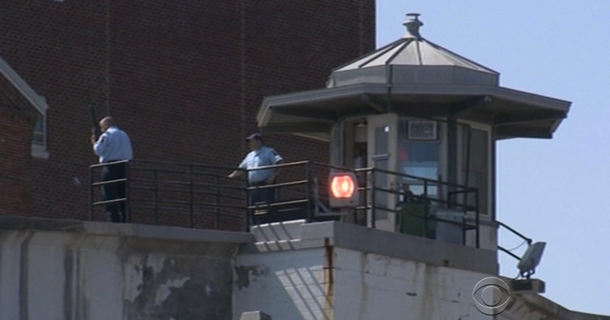 Did escaped killers get help in breaking out of N.Y. prison? - CBS News