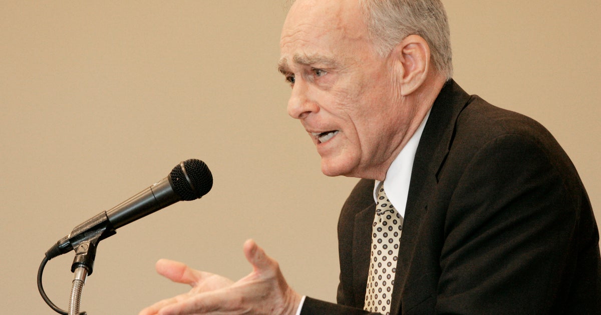Vincent Bugliosi, 80, prosecutor of Manson case, dies - CBS News