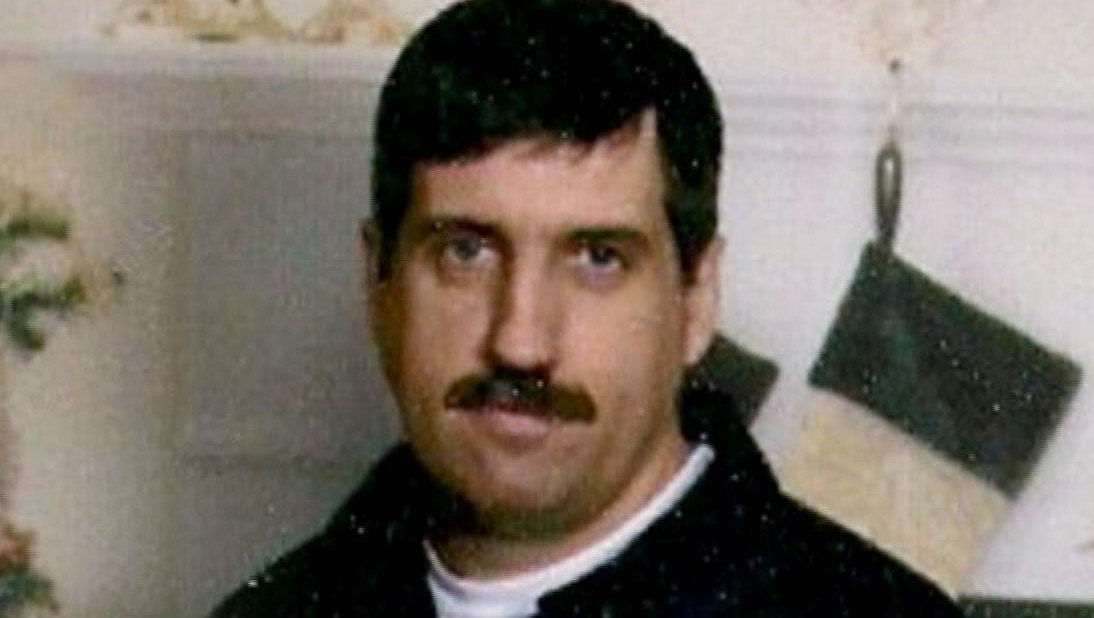 Husband visits jailed prison worker Joyce Mitchell, prisoneers she is ...