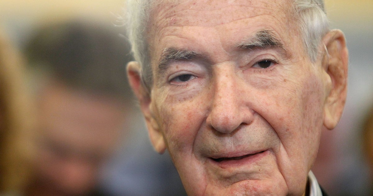 Comcast founder Ralph Roberts dead at 95 - CBS News