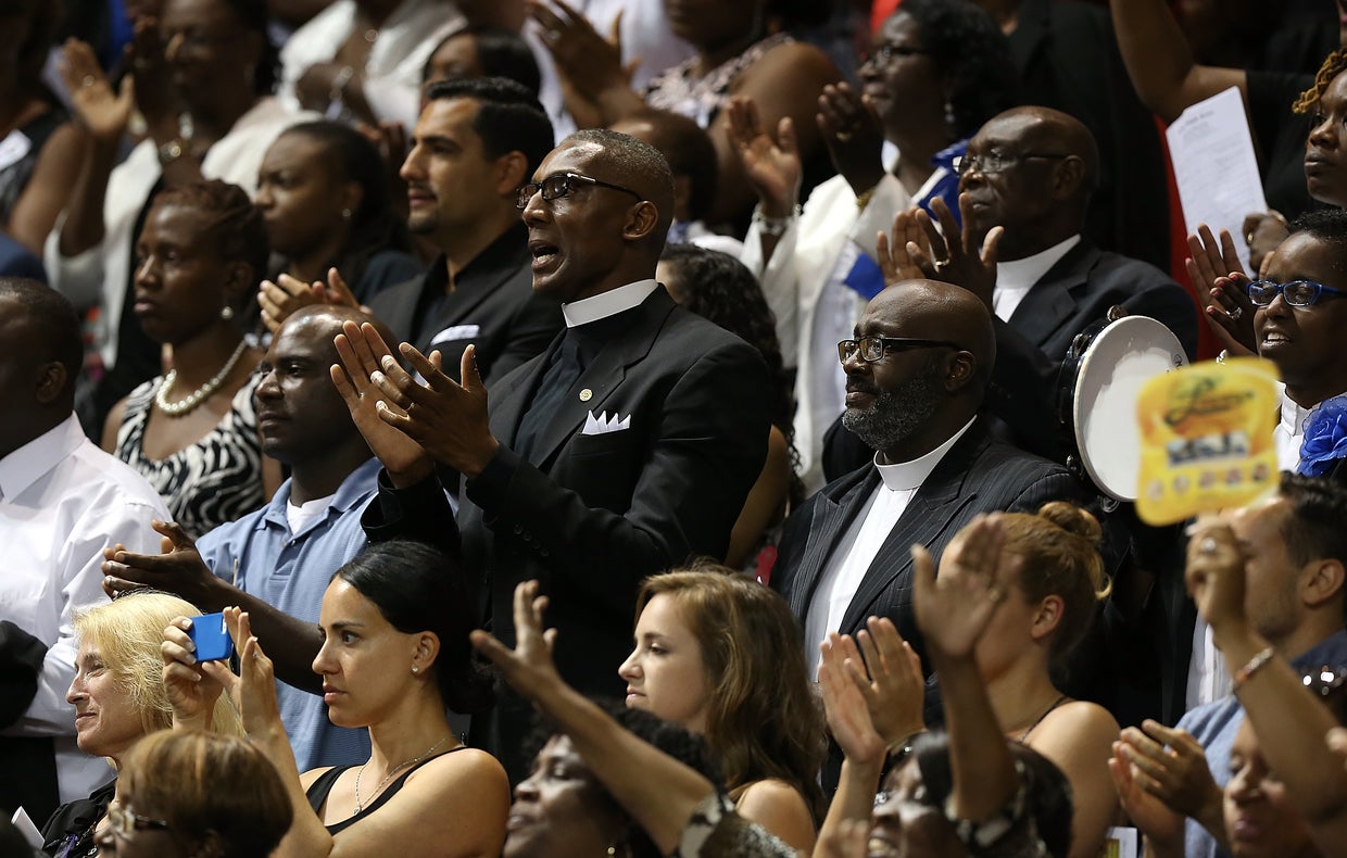 Funeral honors the life of Charleston church shooting victim, Reverend ...