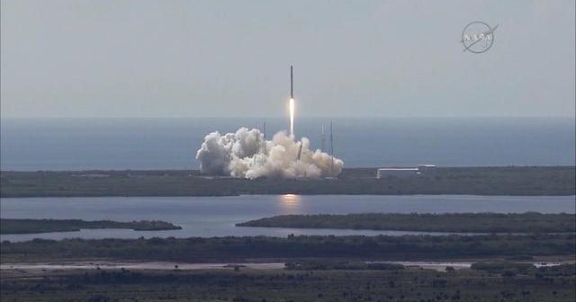Elon Musk: Falcon 9 launch failure "a huge blow to SpaceX" - CBS News