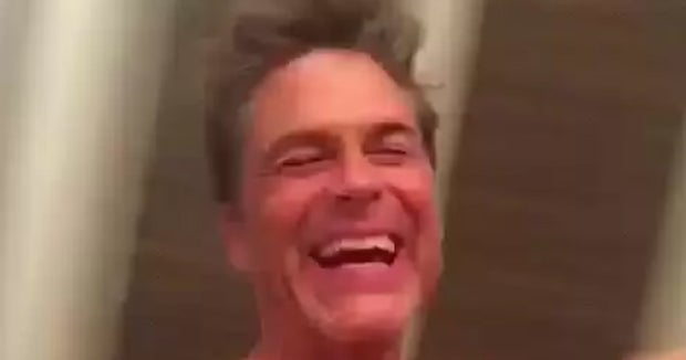Rob Lowe on that shirtless, sober "Sound of Music" video - CBS News