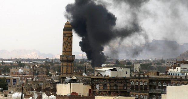 ISIS claims deadly bombing at Yemen mosque frequented by Sunni, Shiite ...