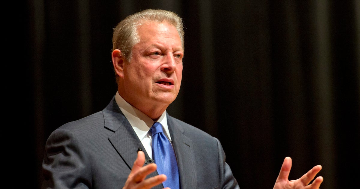 Hillary Clinton campaigns with Al Gore in Florida - CBS News