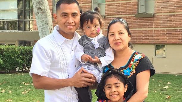 Little girl becomes new face of immigration after pope's beckoning ...