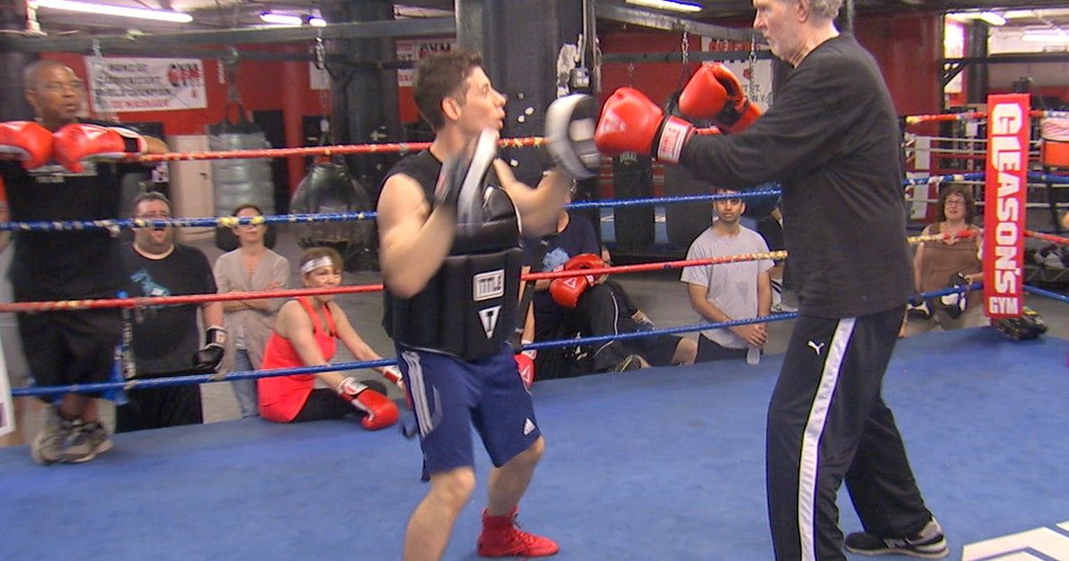 Fighting back against Parkinson's - in the ring - CBS News