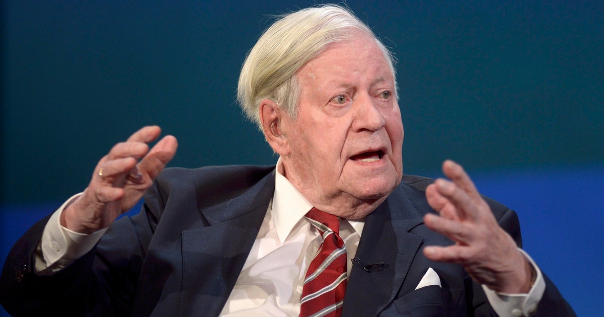 German Cold War-era leader Helmut Schmidt dies at 96 - CBS News