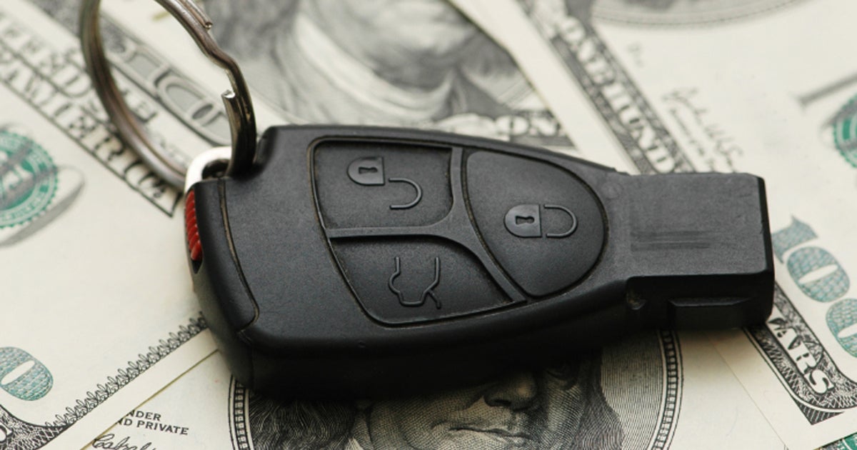 African Americans pay more for car insurance - CBS News