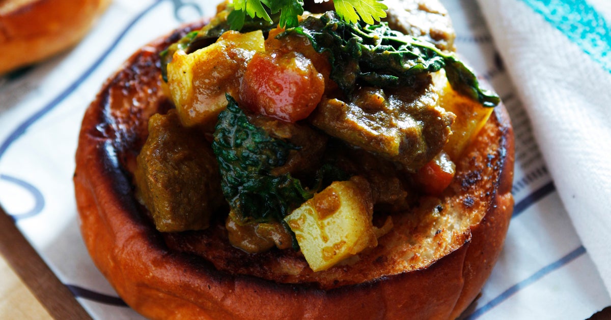 Recipe: Durban Curry Buns - CBS News