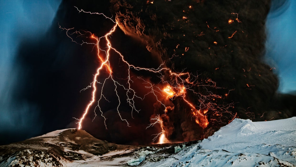 Shocking news: World's longest lightning bolt was nearly 200 miles ...