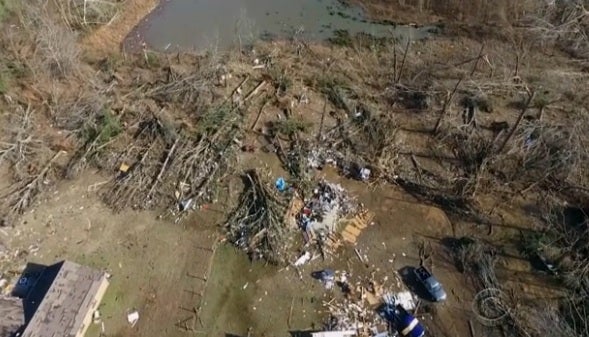 Deadly storms in the South mar Christmas Day - CBS News