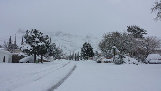 Crippling blizzard follows deadly tornadoes in Texas - CBS News