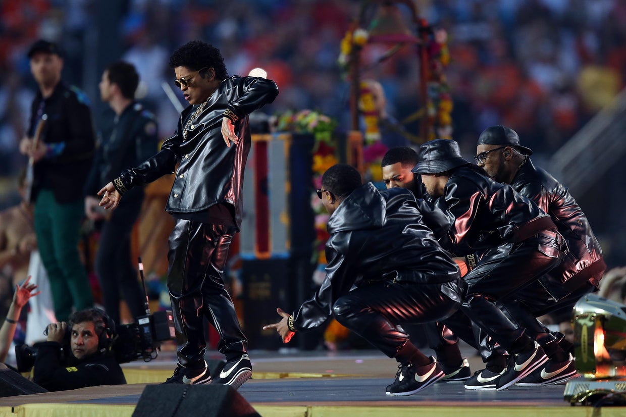 Super Bowl 50 halftime show