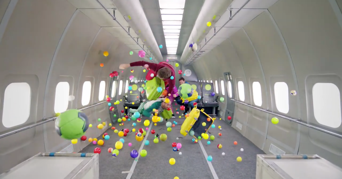 OK Go defies gravity in new video "Upside Down & Inside Out" - CBS News